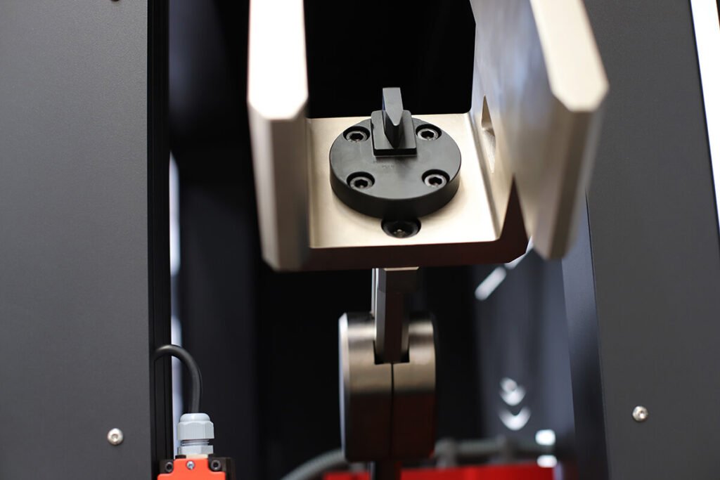 Péndulo Hytt Charpy o Izod | Ensayos de Impacto de 300 J a 750 J